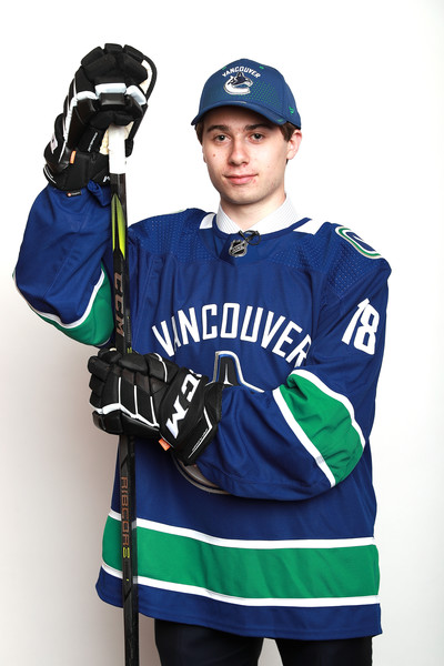 Welcome: NHLer Quinn Hughes – The Great Rabbino: Jewish Sports Everything